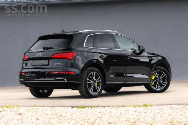 Melns Audi Q5 2020 Jelgava, ar dzinēja tilpumu 2.00 L un nobraukumu 173 tūkst. km par 22500 €, foto 5 vietnē AUTOMOTO.COM.LV