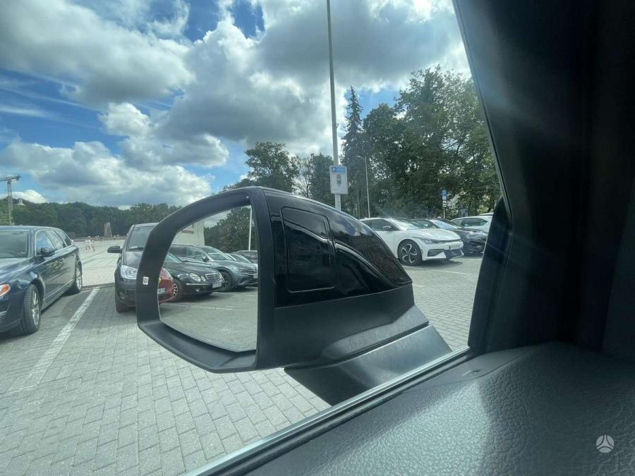 Черный Ауди Ку 5 2020 в Вильнюс, объемом двигателя 1.98 л и пробегом 146 тыс. км за 23600 €, фото 16 на AUTOMOTO.COM.LV