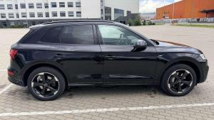 Black Audi Q5 2020 in Vilnius, with an engine capacity of 1.98 L and mileage of 217 thousand km for 22500 €, photo 5 on AUTOMOTO.COM.LV