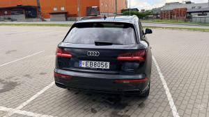 Black Audi Q5 2020 in Vilnius, with an engine capacity of 1.98 L and mileage of 217 thousand km for 22500 €, photo 7 on AUTOMOTO.COM.LV