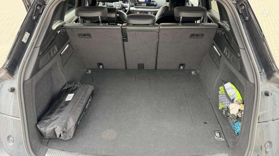 Black Audi Q5 2020 in Vilnius, with an engine capacity of 1.98 L and mileage of 217 thousand km for 22500 €, photo 16 on AUTOMOTO.COM.LV