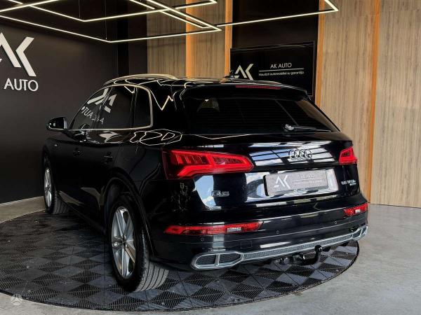 Black Audi Q5 2020 in Kaunas, with an engine capacity of 1.98 L and mileage of 173 thousand km for 23490 €, photo 9 on AUTOMOTO.COM.LV