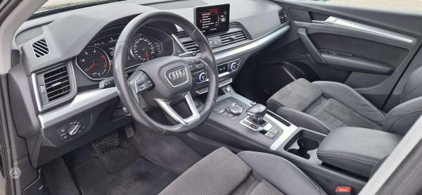 Black Audi Q5 2020 in Panevezys, with an engine capacity of 1.97 L and mileage of 185 thousand km for 18750 €, photo 10 on AUTOMOTO.COM.LV