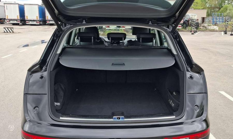Black Audi Q5 2020 in Panevezys, with an engine capacity of 1.97 L and mileage of 185 thousand km for 18750 €, photo 18 on AUTOMOTO.COM.LV