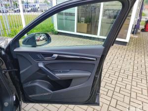 Melns Audi Q5 2020 Klaipėda, ar dzinēja tilpumu 1.98 L un nobraukumu 71 tūkst. km par 24900 €, foto 8 vietnē AUTOMOTO.COM.LV