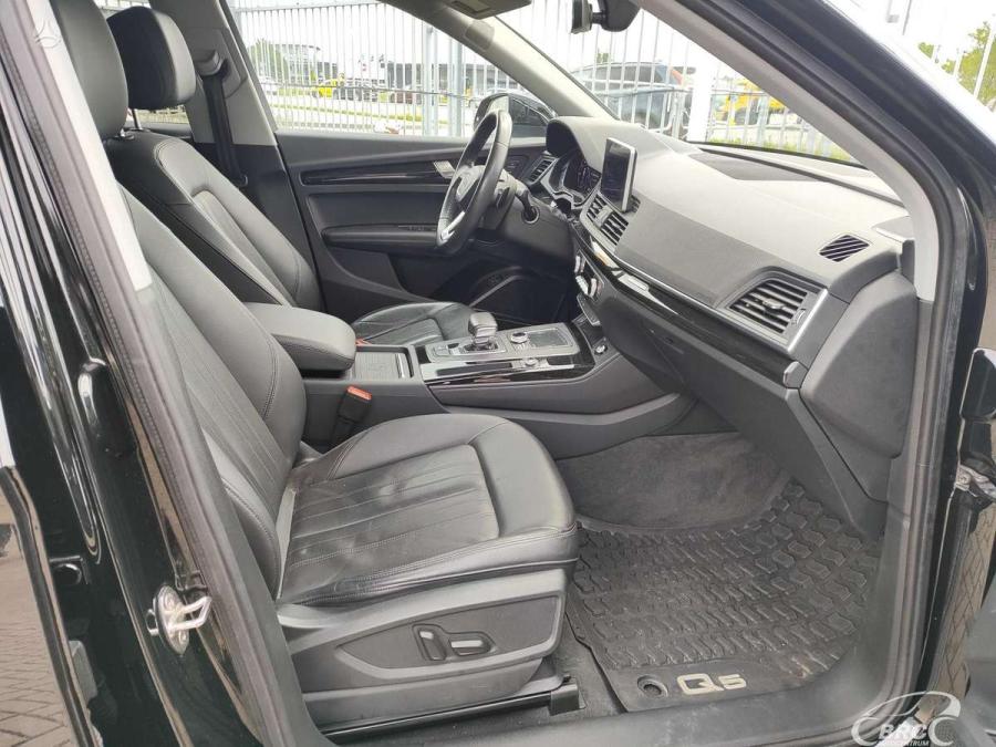Melns Audi Q5 2020 Klaipėda, ar dzinēja tilpumu 1.98 L un nobraukumu 71 tūkst. km par 24900 €, foto 9 vietnē AUTOMOTO.COM.LV