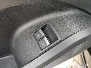 Melns Audi Q5 2020 Klaipėda, ar dzinēja tilpumu 1.98 L un nobraukumu 71 tūkst. km par 24900 €, foto 24 vietnē AUTOMOTO.COM.LV