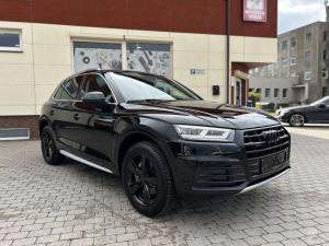 Black Audi Q5 2020 in Kretinga, with an engine capacity of 2.00 L and mileage of 101 thousand km for 21200 €, photo  on AUTOMOTO.COM.LV
