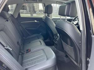 Black Audi Q5 2020 in Kretinga, with an engine capacity of 2.00 L and mileage of 101 thousand km for 21200 €, photo 20 on AUTOMOTO.COM.LV
