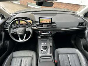 Black Audi Q5 2020 in Kretinga, with an engine capacity of 2.00 L and mileage of 101 thousand km for 21200 €, photo 23 on AUTOMOTO.COM.LV