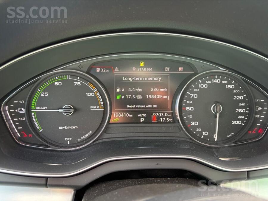 Black Audi Q5 2020 in Riga, with an engine capacity of 2.00 L and mileage of 198 thousand km for 25800 €, photo 7 on AUTOMOTO.COM.LV