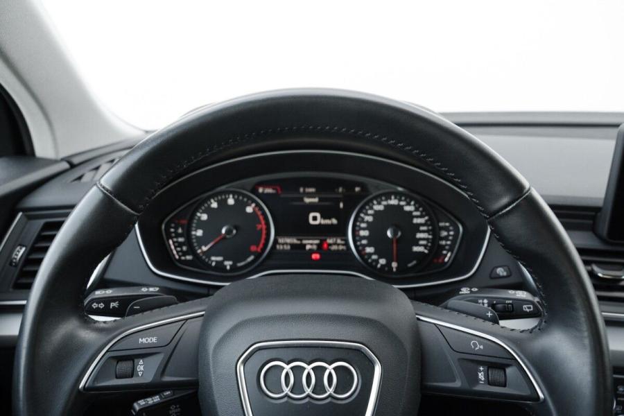 Black Audi Q5 2020 in Riga, with an engine capacity of 2.00 L and mileage of 108 thousand km for 22850 €, photo 17 on AUTOMOTO.COM.LV