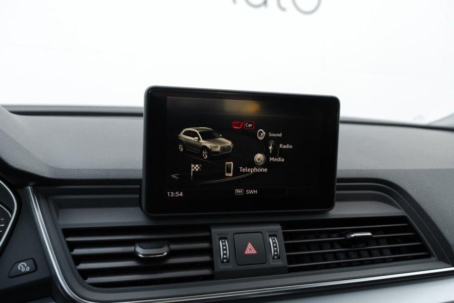 Black Audi Q5 2020 in Riga, with an engine capacity of 2.00 L and mileage of 108 thousand km for 22850 €, photo 20 on AUTOMOTO.COM.LV