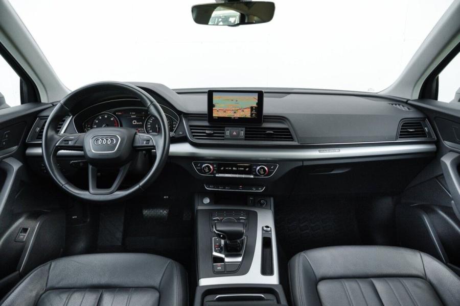 Black Audi Q5 2020 in Riga, with an engine capacity of 2.00 L and mileage of 108 thousand km for 22850 €, photo 28 on AUTOMOTO.COM.LV