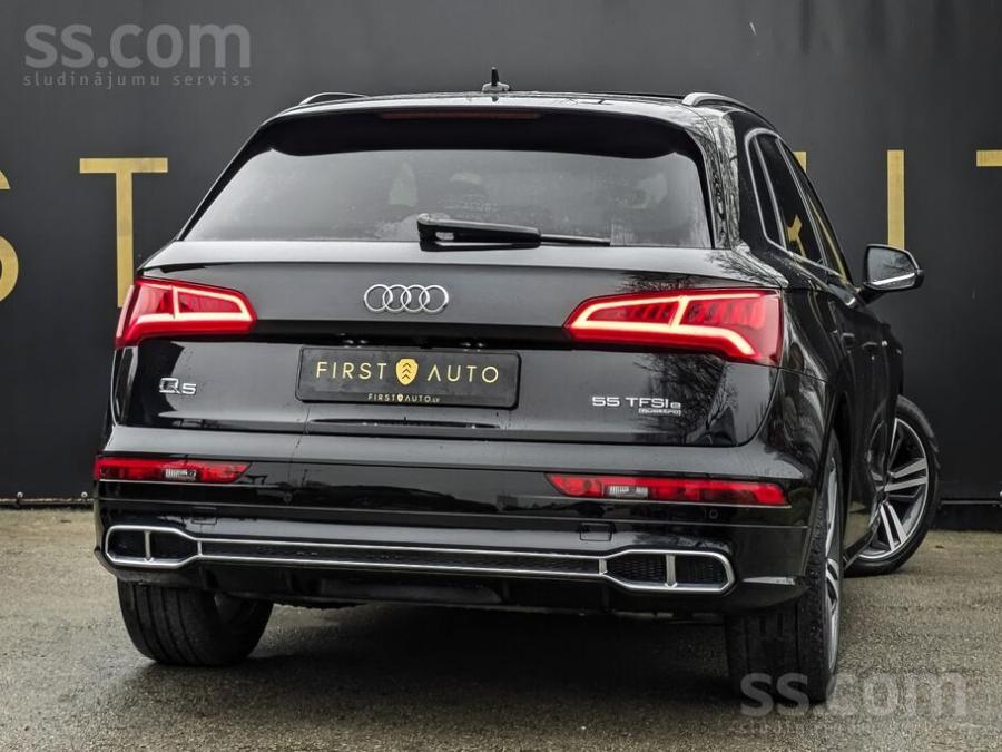 Black Audi Q5 2020 in Tukums, with an engine capacity of 2.00 L and mileage of 157 thousand km for 24990 €, photo 5 on AUTOMOTO.COM.LV