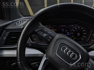 Black Audi Q5 2020 in Tukums, with an engine capacity of 2.00 L and mileage of 157 thousand km for 24990 €, photo 12 on AUTOMOTO.COM.LV