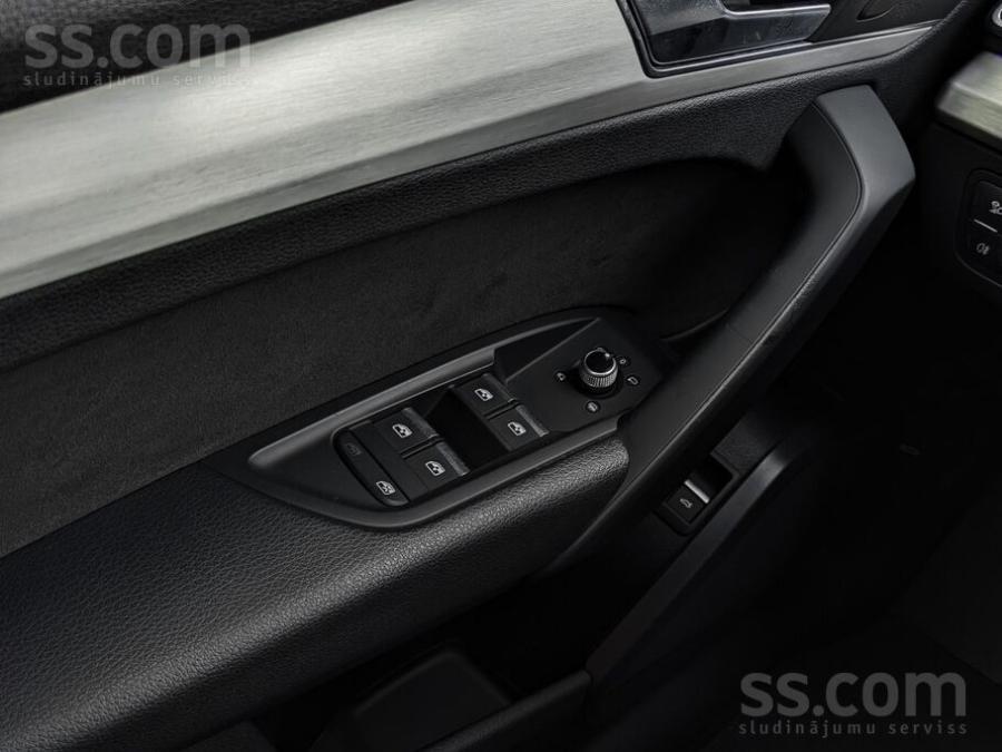 Black Audi Q5 2020 in Tukums, with an engine capacity of 2.00 L and mileage of 157 thousand km for 24990 €, photo 23 on AUTOMOTO.COM.LV