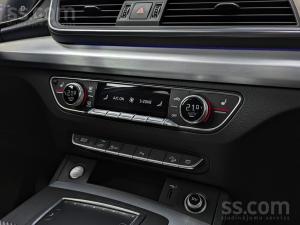 Black Audi Q5 2020 in Tukums, with an engine capacity of 2.00 L and mileage of 157 thousand km for 24990 €, photo 26 on AUTOMOTO.COM.LV