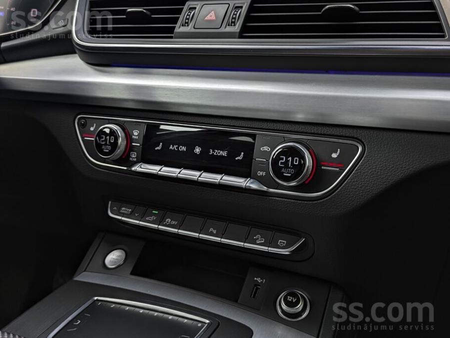 Black Audi Q5 2020 in Tukums, with an engine capacity of 2.00 L and mileage of 157 thousand km for 24990 €, photo 26 on AUTOMOTO.COM.LV