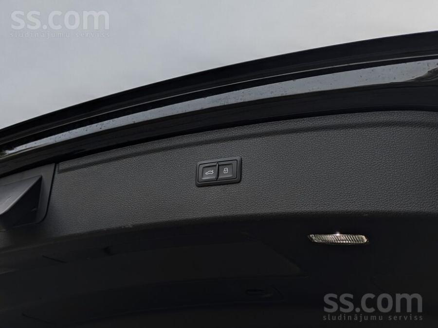 Black Audi Q5 2020 in Tukums, with an engine capacity of 2.00 L and mileage of 157 thousand km for 24990 €, photo 34 on AUTOMOTO.COM.LV