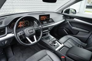 Black Audi Q5 2020 in Marupe, with an engine capacity of 2.00 L and mileage of 89 thousand km for 25900 €, photo 27 on AUTOMOTO.COM.LV