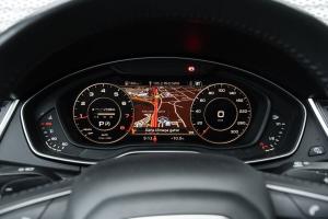 Black Audi Q5 2020 in Marupe, with an engine capacity of 2.00 L and mileage of 89 thousand km for 25900 €, photo 33 on AUTOMOTO.COM.LV