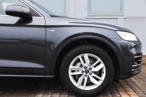 Black Audi Q5 2021 in Ventspils, with an engine capacity of 2.00 L and mileage of 155 thousand km for 31650 €, photo 9 on AUTOMOTO.COM.LV