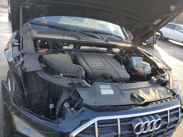 Black Audi Q5 2021 in Vilnius, with an engine capacity of 1.98 L and mileage of 99 thousand km for 14800 €, photo 10 on AUTOMOTO.COM.LV