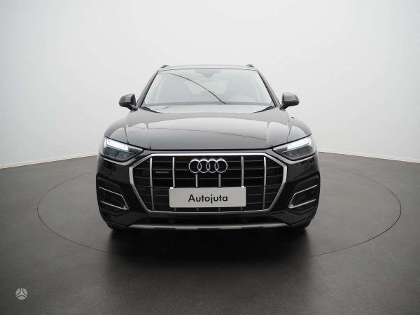 Black Audi Q5 2021 in Vilnius, with an engine capacity of 1.98 L and mileage of 102 thousand km for 32000 €, photo 2 on AUTOMOTO.COM.LV