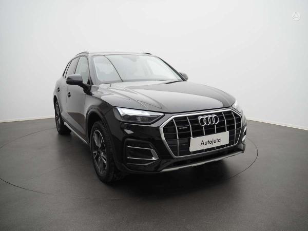 Black Audi Q5 2021 in Vilnius, with an engine capacity of 1.98 L and mileage of 102 thousand km for 32000 €, photo 3 on AUTOMOTO.COM.LV