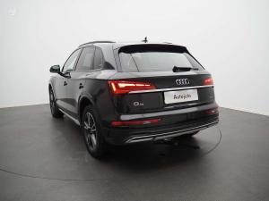 Melns Audi Q5 2021 Viļņa, ar dzinēja tilpumu 1.98 L un nobraukumu 102 tūkst. km par 32000 €, foto 6 vietnē AUTOMOTO.COM.LV