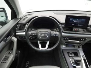 Melns Audi Q5 2021 Viļņa, ar dzinēja tilpumu 1.98 L un nobraukumu 102 tūkst. km par 32000 €, foto 20 vietnē AUTOMOTO.COM.LV