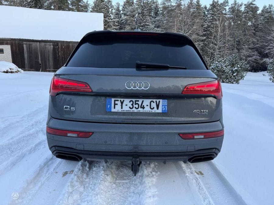 Melns Audi Q5 2021 Tauragė, ar dzinēja tilpumu 1.97 L un nobraukumu 184 tūkst. km par 32500 €, foto 6 vietnē AUTOMOTO.COM.LV