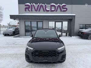 Black Audi Q5 2021 in Siauliai, with an engine capacity of 1.98 L and mileage of 107 thousand km for 36990 €, photo 4 on AUTOMOTO.COM.LV