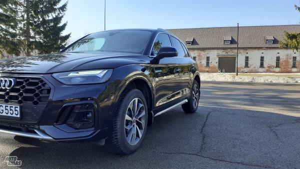 Melns Audi Q5 2021 Telšiai, ar dzinēja tilpumu 2.00 L un nobraukumu 74 tūkst. km par 24700 €, foto 3 vietnē AUTOMOTO.COM.LV