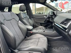 Melns Audi Q5 2021 Liepāja, ar dzinēja tilpumu 2.00 L un nobraukumu 83 tūkst. km par 36200 €, foto 18 vietnē AUTOMOTO.COM.LV
