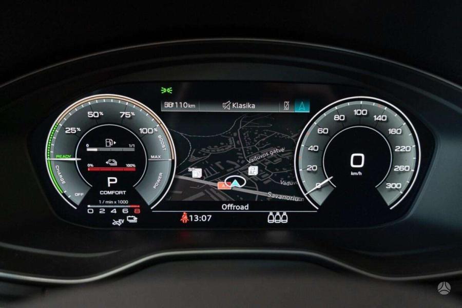 Black Audi Q5 2021 in Vilnius, with an engine capacity of 0.00 L and mileage of 51 thousand km for 34000 €, photo 11 on AUTOMOTO.COM.LV