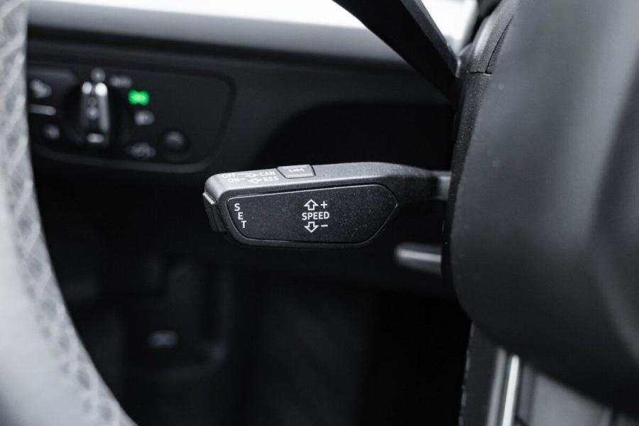 Melns Audi Q5 2021 Mārupe, ar dzinēja tilpumu 2.00 L un nobraukumu 120 tūkst. km par 28850 €, foto 12 vietnē AUTOMOTO.COM.LV