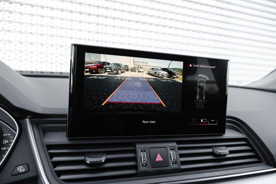 Melns Audi Q5 2021 Mārupe, ar dzinēja tilpumu 2.00 L un nobraukumu 120 tūkst. km par 28850 €, foto 14 vietnē AUTOMOTO.COM.LV