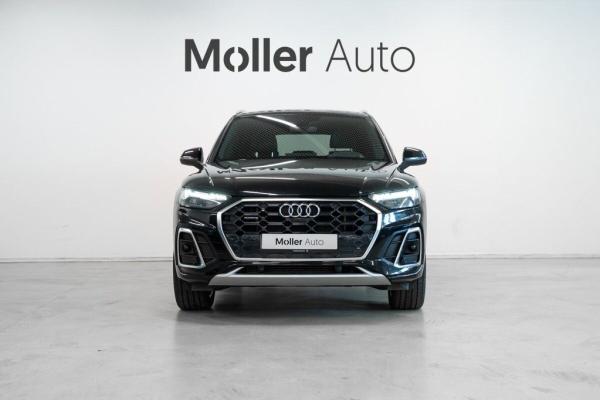 Melns Audi Q5 2021 Viļņa, ar dzinēja tilpumu 2.00 L un nobraukumu 51 tūkst. km par 34000 €, foto 5 vietnē AUTOMOTO.COM.LV