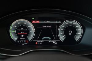 Black Audi Q5 2021 in Vilnius, with an engine capacity of 2.00 L and mileage of 51 thousand km for 34000 €, photo 12 on AUTOMOTO.COM.LV