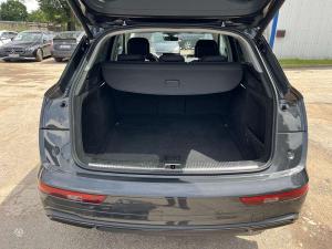 Black Audi Q5 2021 in Kaunas, with an engine capacity of 1.97 L and mileage of 66 thousand km for 14900 €, photo 13 on AUTOMOTO.COM.LV