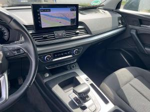 Black Audi Q5 2021 in Kaunas, with an engine capacity of 1.97 L and mileage of 66 thousand km for 14900 €, photo 21 on AUTOMOTO.COM.LV