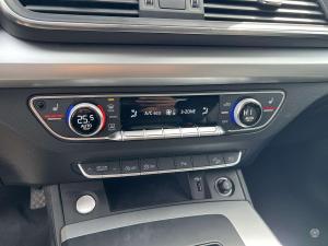 Black Audi Q5 2021 in Kaunas, with an engine capacity of 1.97 L and mileage of 66 thousand km for 14900 €, photo 23 on AUTOMOTO.COM.LV