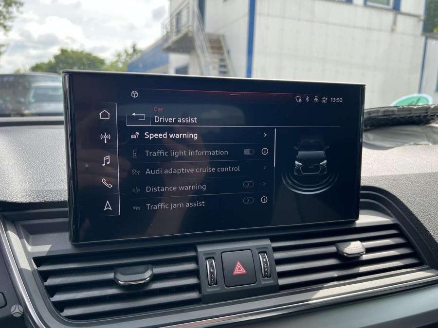 Black Audi Q5 2021 in Kaunas, with an engine capacity of 1.97 L and mileage of 66 thousand km for 14900 €, photo 30 on AUTOMOTO.COM.LV