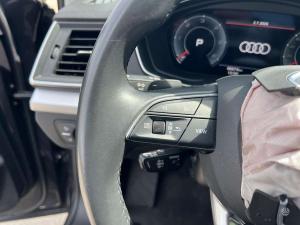 Black Audi Q5 2021 in Kaunas, with an engine capacity of 1.97 L and mileage of 66 thousand km for 14900 €, photo 36 on AUTOMOTO.COM.LV