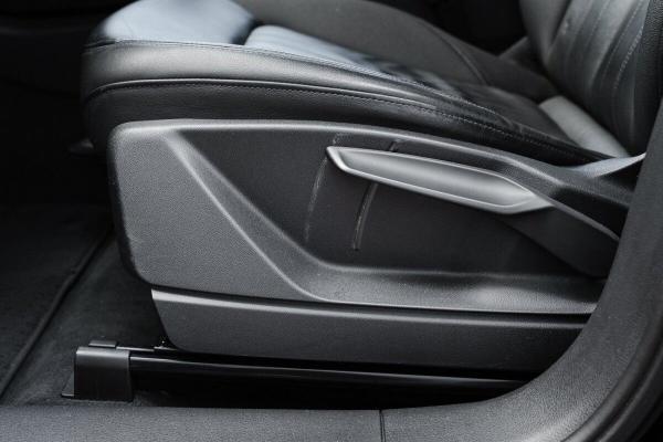 Melns Audi Q5 2021 Mārupe, ar dzinēja tilpumu 2.00 L un nobraukumu 124 tūkst. km par 32200 €, foto 10 vietnē AUTOMOTO.COM.LV