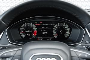 Melns Audi Q5 2021 Mārupe, ar dzinēja tilpumu 2.00 L un nobraukumu 124 tūkst. km par 32200 €, foto 13 vietnē AUTOMOTO.COM.LV