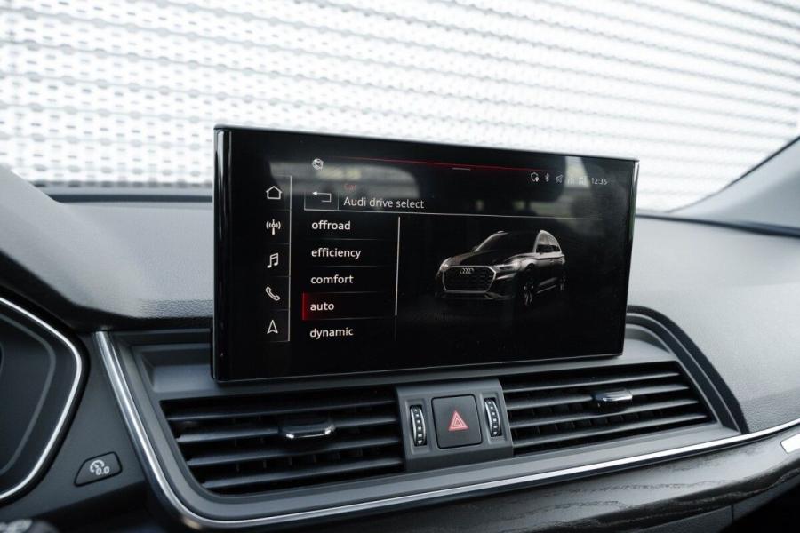 Melns Audi Q5 2021 Mārupe, ar dzinēja tilpumu 2.00 L un nobraukumu 124 tūkst. km par 32200 €, foto 20 vietnē AUTOMOTO.COM.LV