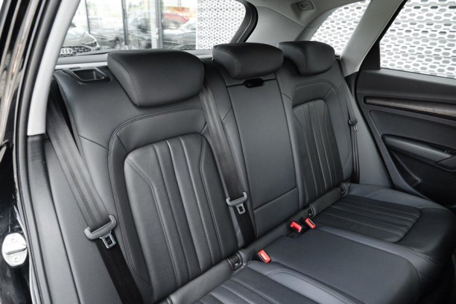 Melns Audi Q5 2021 Mārupe, ar dzinēja tilpumu 2.00 L un nobraukumu 124 tūkst. km par 32200 €, foto 26 vietnē AUTOMOTO.COM.LV